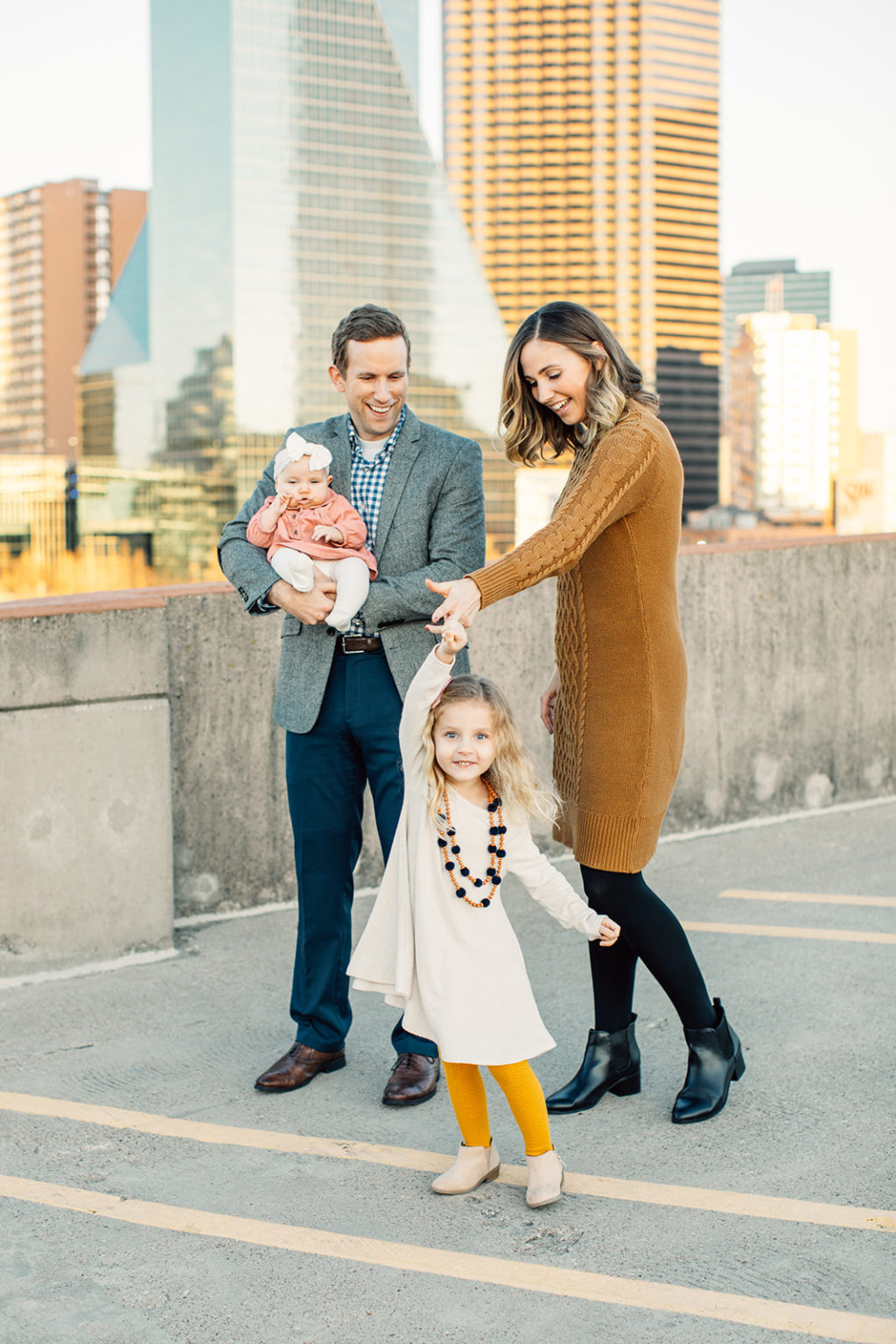 Richey Family | Dallas Parking Garage Family Photos | Dallas, TX ...