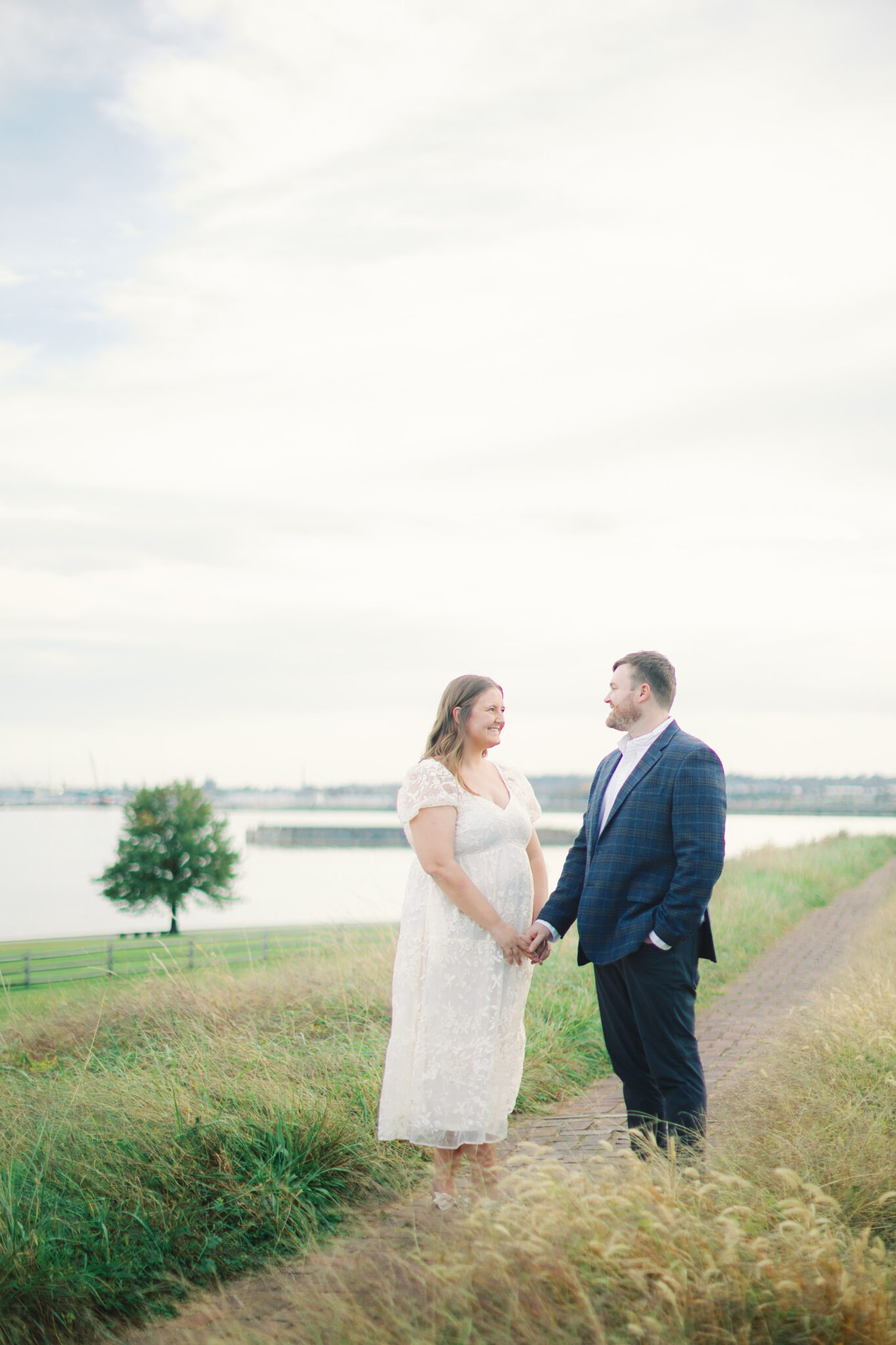 Katie & Luke | Baltimore Fall Engagement Session - givephoto.co